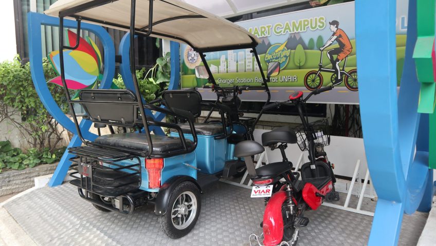 Universitas Airlangga Promotes Sustainable Commuting with Electric ...
